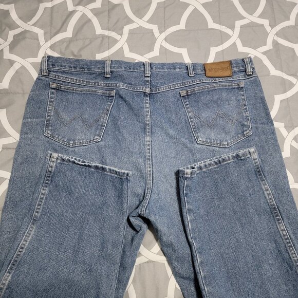 Wrangler | Jeans | Size 46 X 3 Mens Wrangler Rugged Wear Jeans | Poshmark